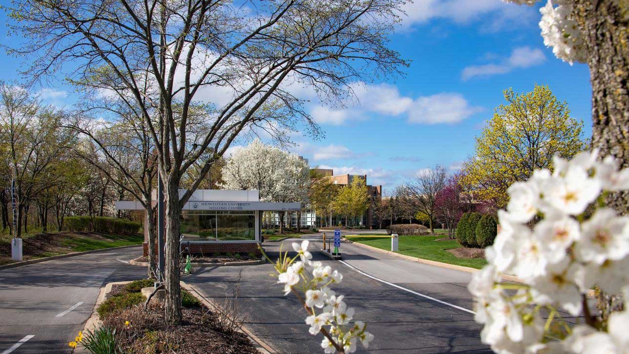 Visit | Midwestern University