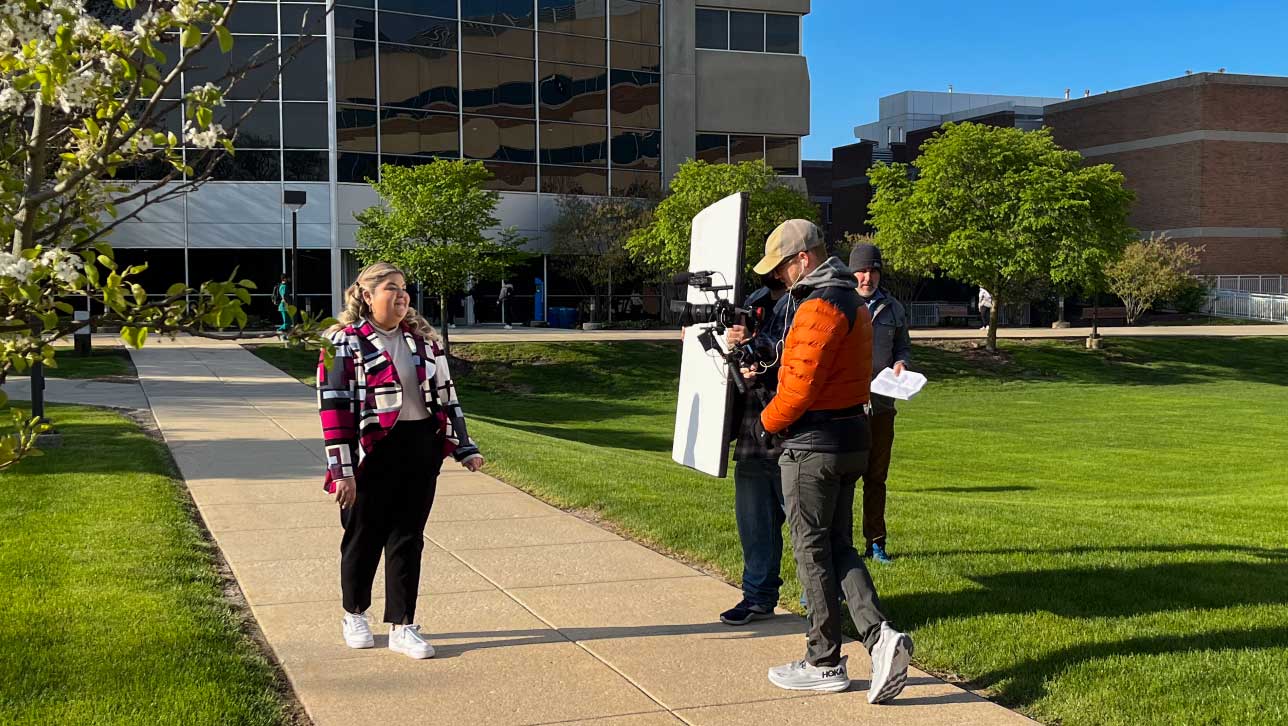 The College Tour | Midwestern University