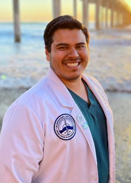 Alumni Spotlight: Kevin Cabrera | Midwestern University