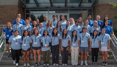 Inaugural Health Careers Institute Offers Teens a Look into Healthcare ...