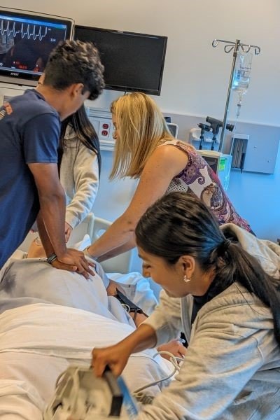 PharmAcademy Introduces High School Students to Pharmacy Careers ...