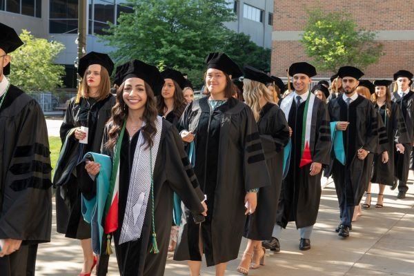 Spring Commencements Honor Midwestern University Healthcare Students ...